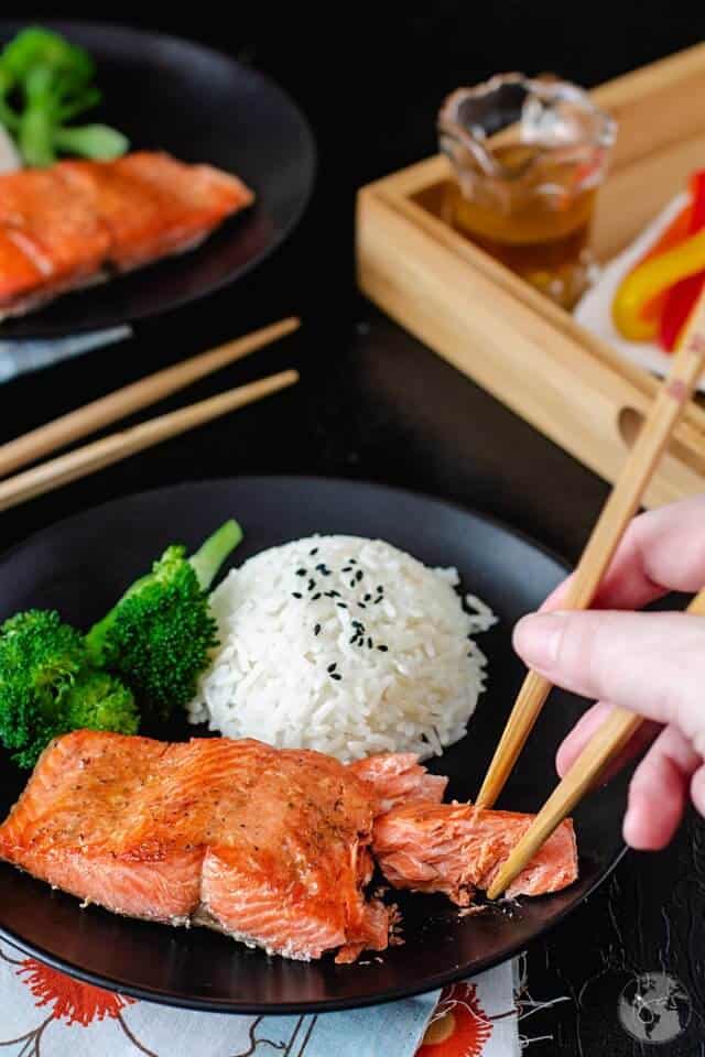 Quick and Easy Chinese Pan-Fried Salmon | All that's Jas