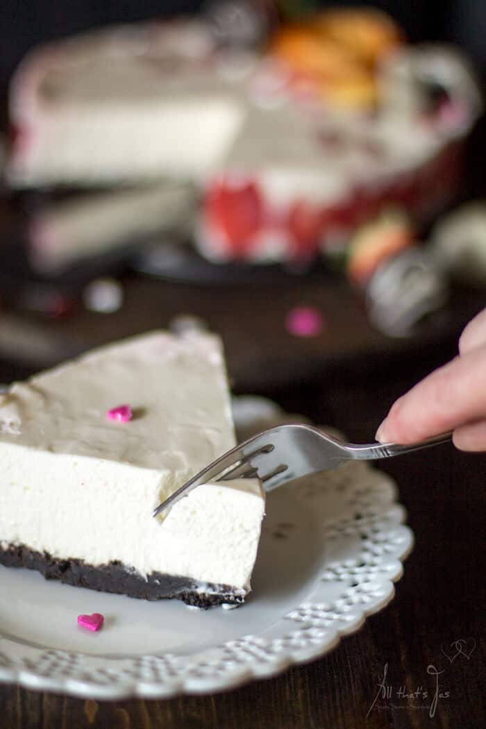 Delicious Rare Cheesecake Recipe for Valentine's Day